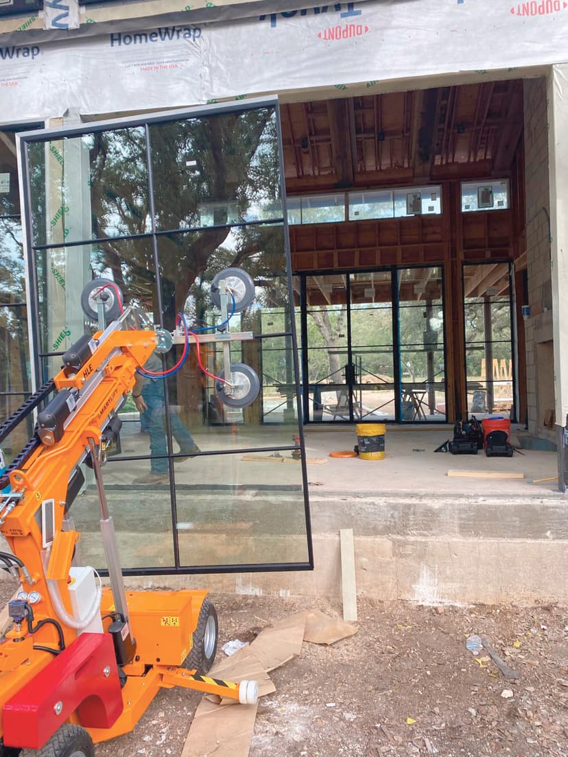 Glass Lifter from Smartlift | Efficient Glass Lifting Equipment