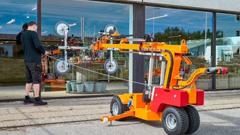 Glass Lifter from Smartlift | Efficient Glass Lifting Equipment